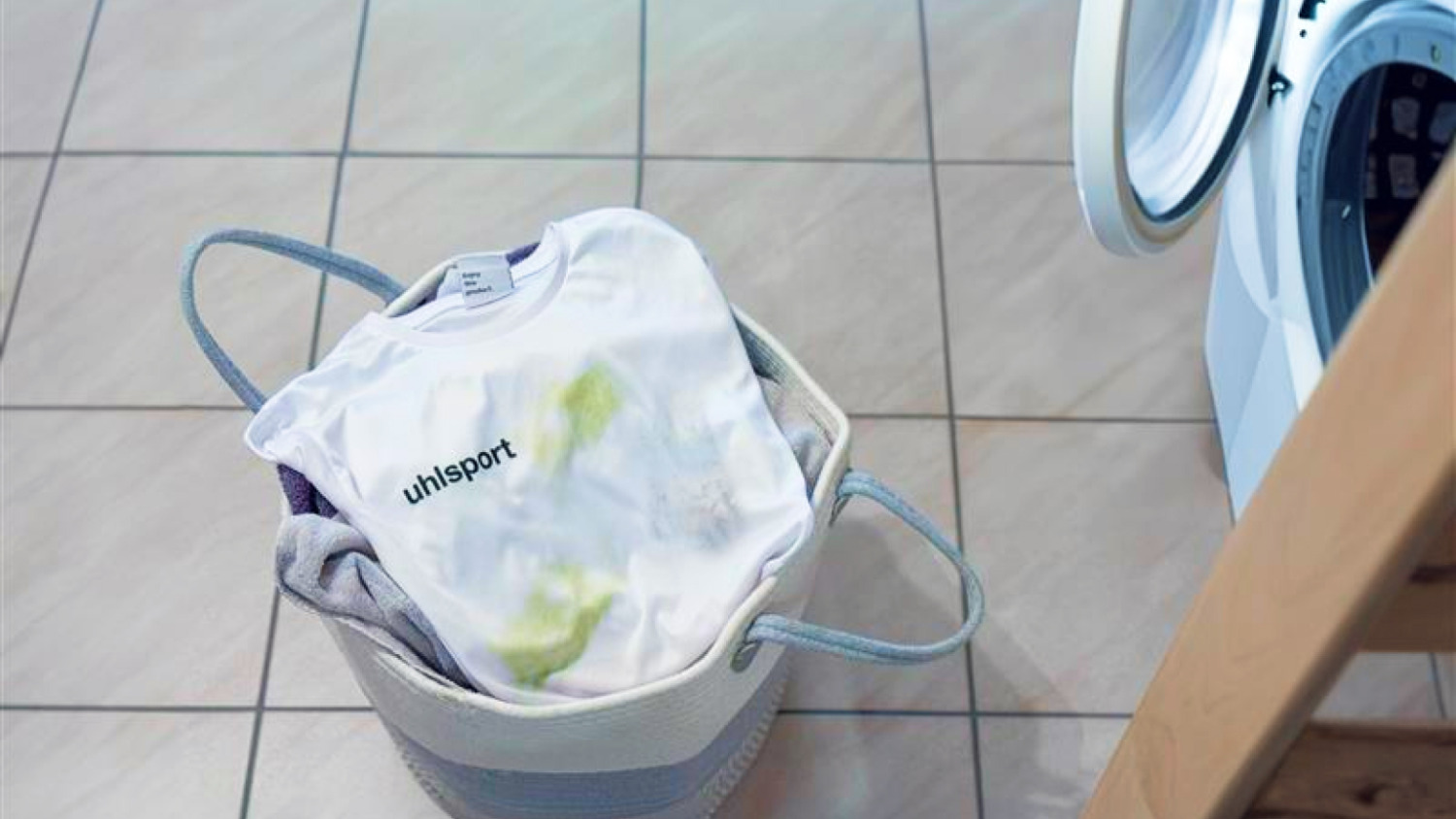 How to Wash Football Jerseys: Here's How to Do It Right – uhlsquad ...
